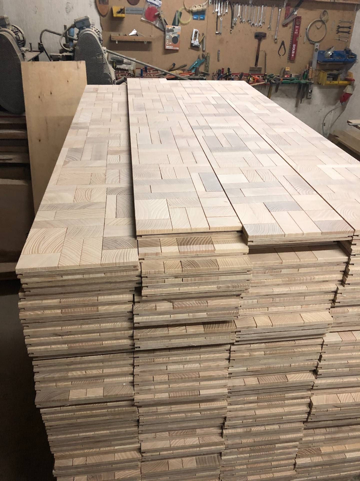 European Oak Wood Supplier - greentimbercoltd.com